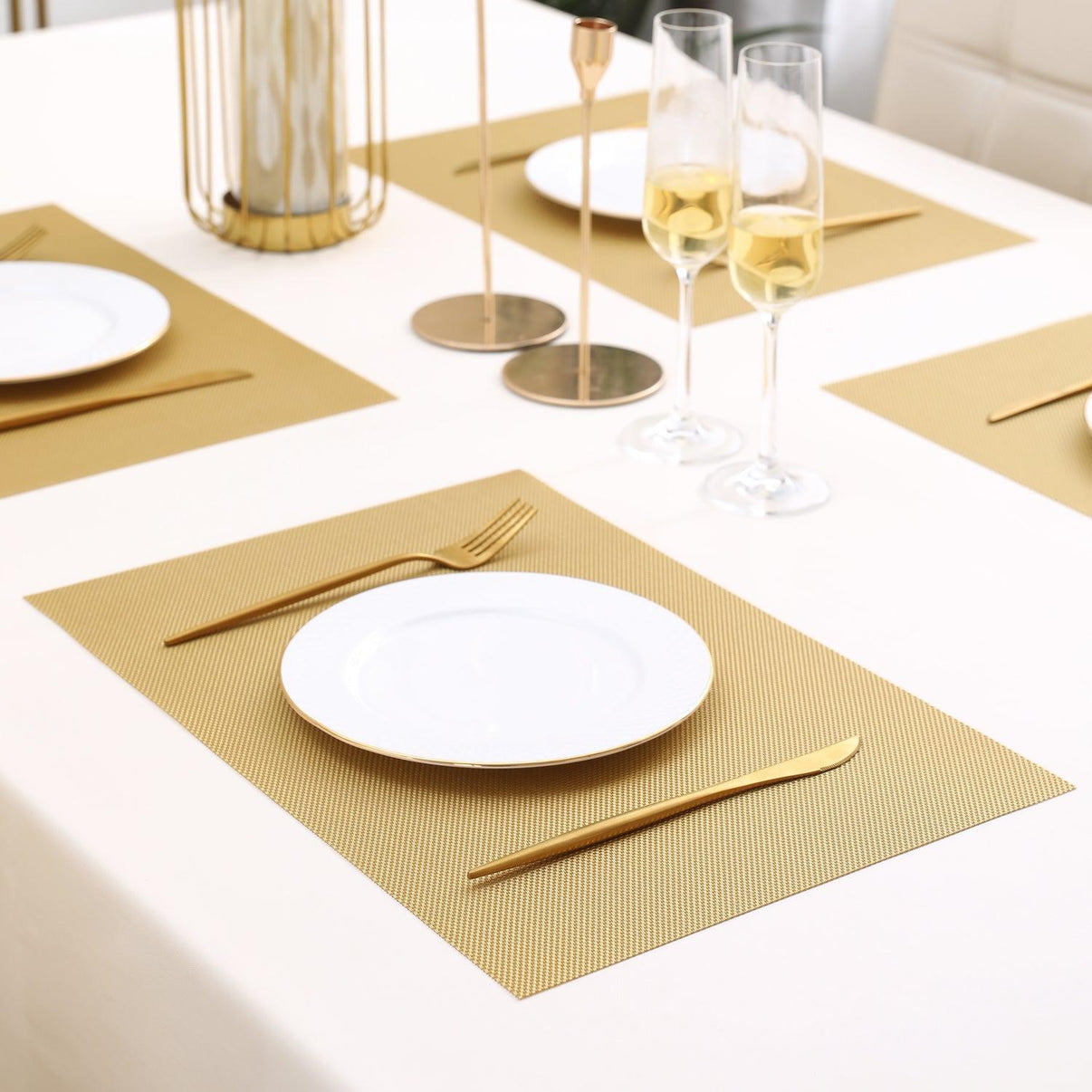 PVC Dining Table Mats, Golden – HOKIPO | Har Ghar ka Humsafar